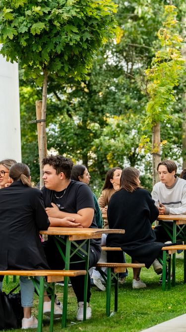ESARC Toulouse - Campus, Formations et Avis | Diplomeo.com