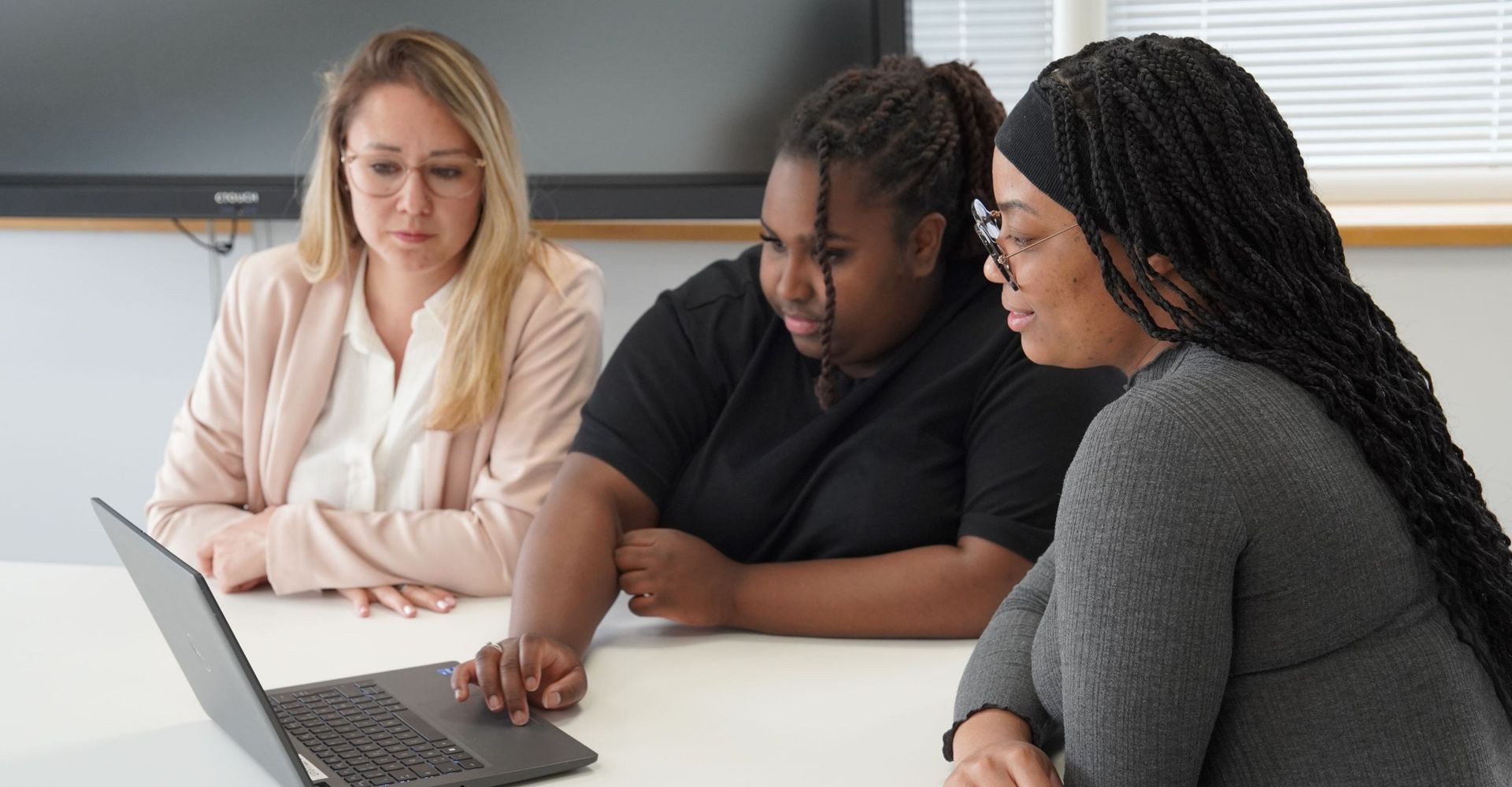 Tenexa - Recrutement, Offres d'emploi, Dépôt de CV