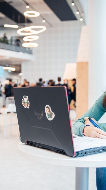 EPF Paris Cachan - Campus, Formations et Avis | Diplomeo.com