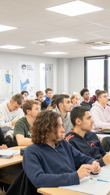 ESITC - Paris - Campus, Formations et Avis | Diplomeo.com