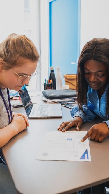 Éstiam - Paris - Campus, Formations et Avis | Diplomeo.com