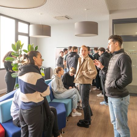 ESITC - Paris - Campus, Formations et Avis | Diplomeo.com