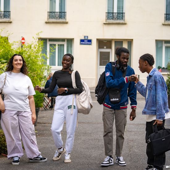 IRIS - Ecole Supérieur d'informatique et de Numérique - Paris - Campus, Formations et Avis ...